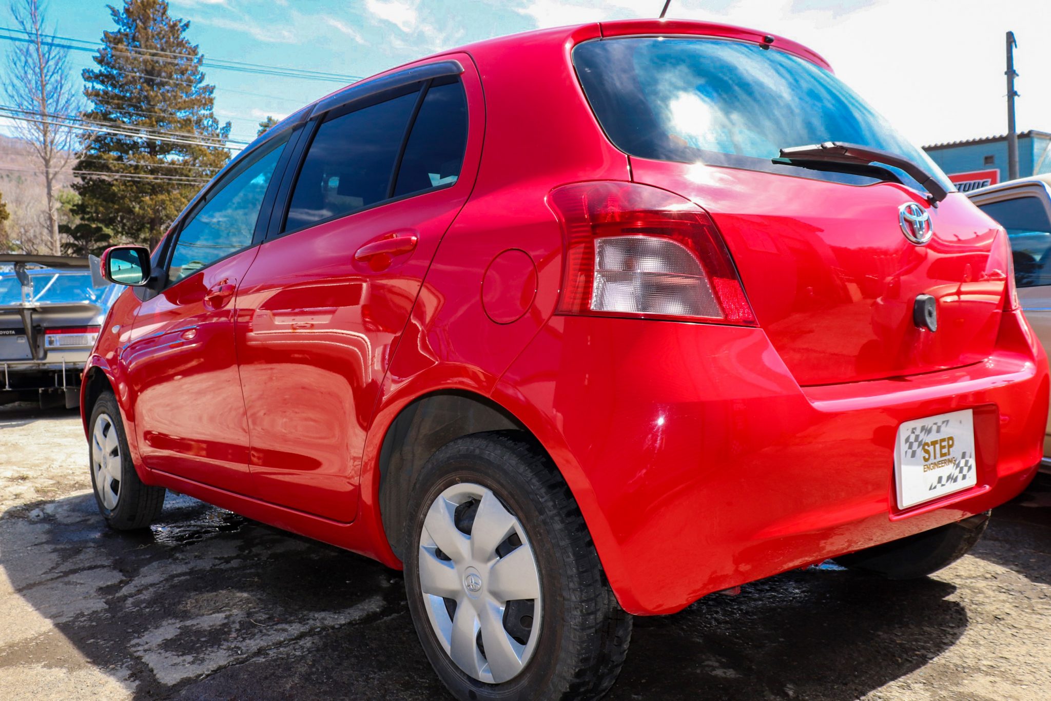 TOYOTA Vitz F 4WD – ステップエンジニアリング